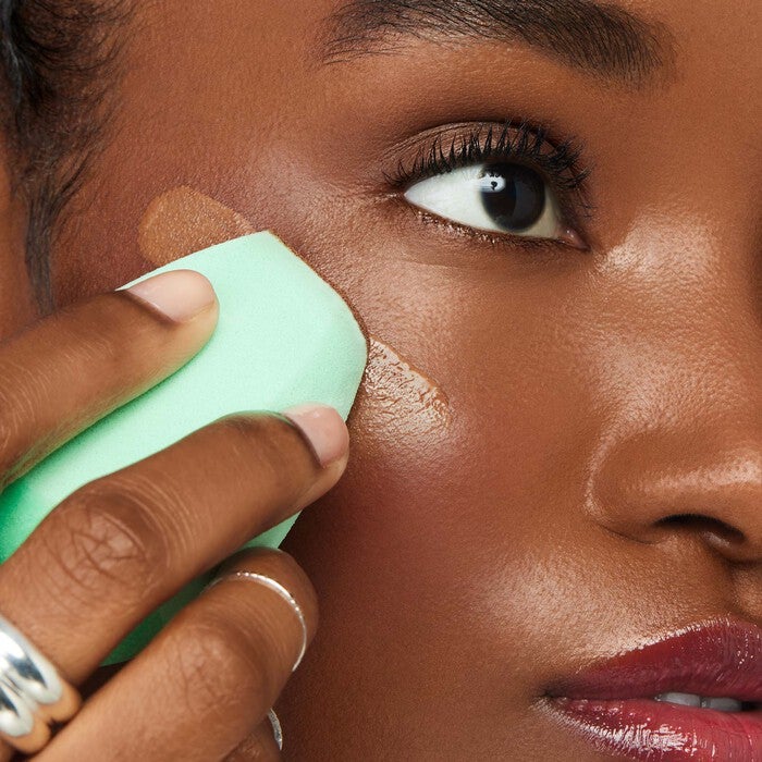 Angled Silicone Makeup Sponge | e.l.f. Cosmetics